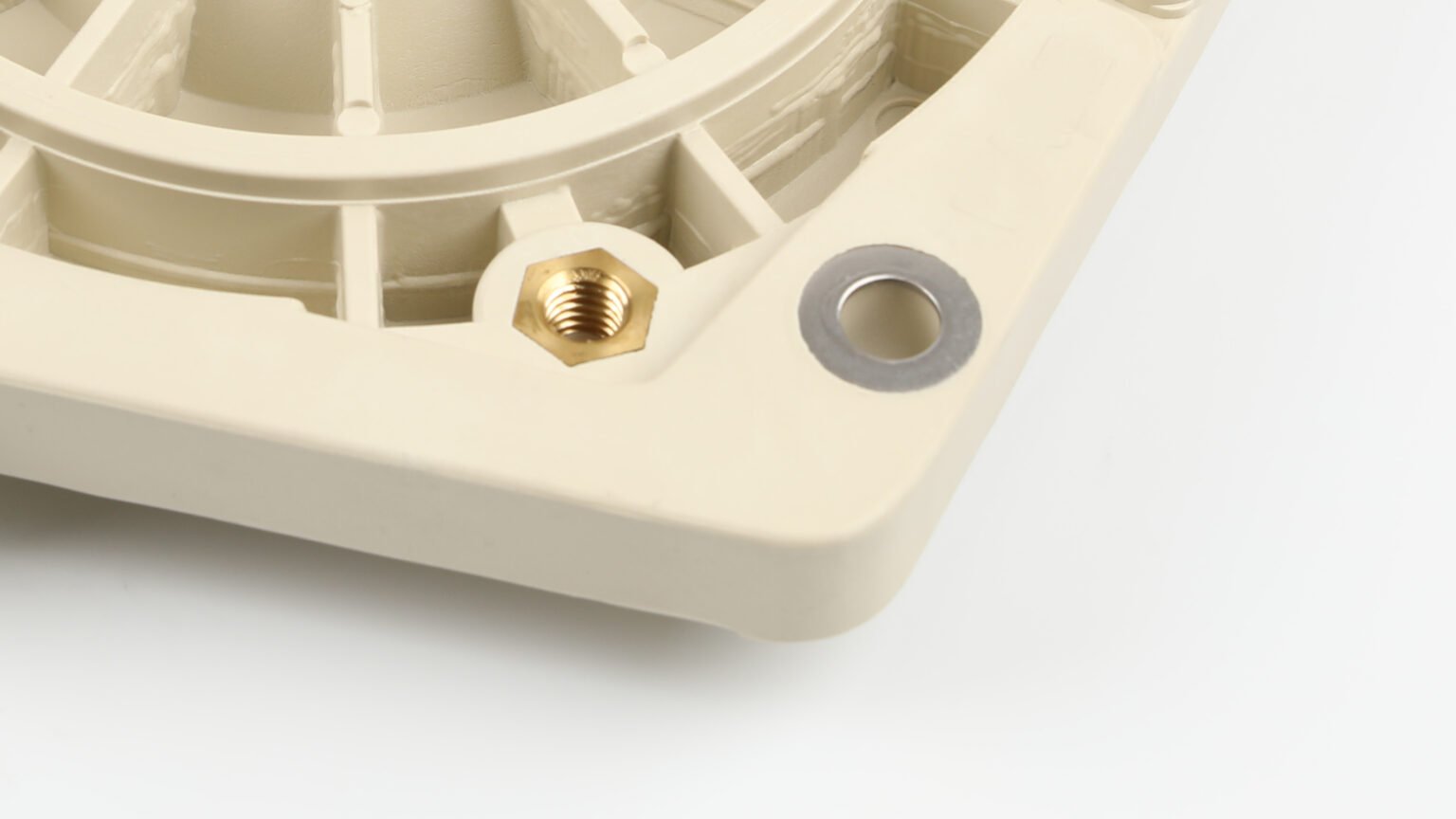 Overmolding & Insert Molding - X-mold